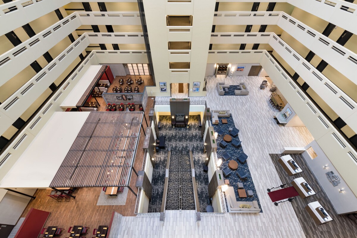 Holiday Inn Denver East, an IHG Hotel Reviews, Deals & Photos 2023 ...