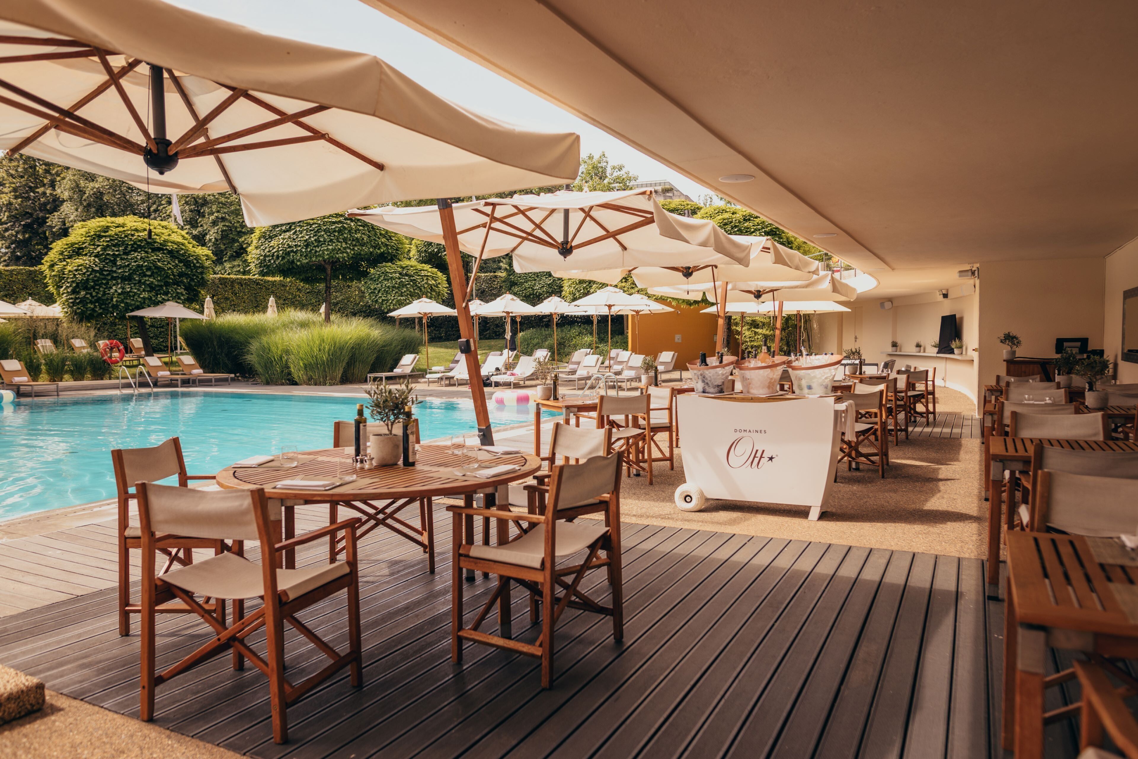 2 restaurantes, pequenos-almoços servidos, cozinha francesa 