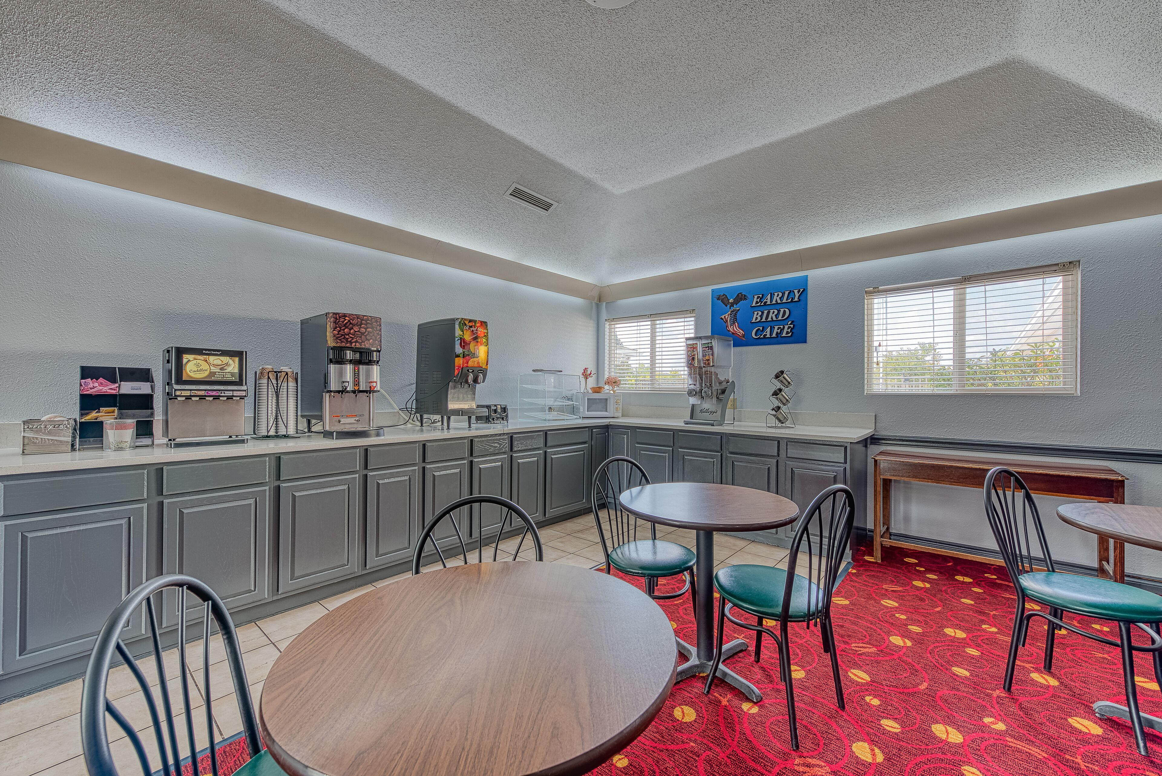 Café da manhã continental grátis todos os dias