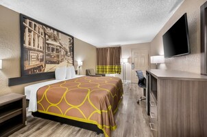 Cofre no quarto, secretária 