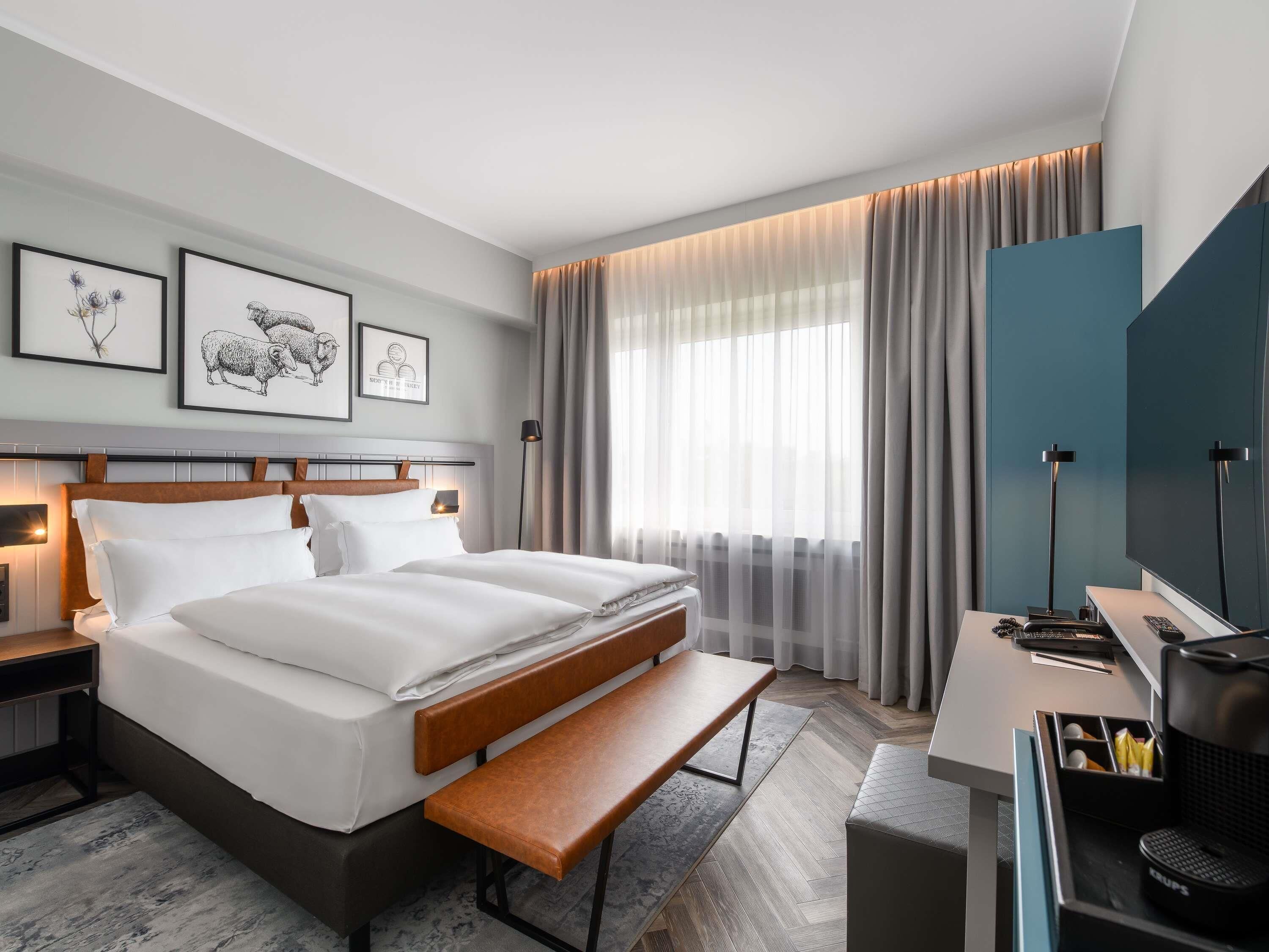 Quarto conforto, 1 cama de casal | Roupas de cama antialérgicas, cofres nos quartos, escrivaninha