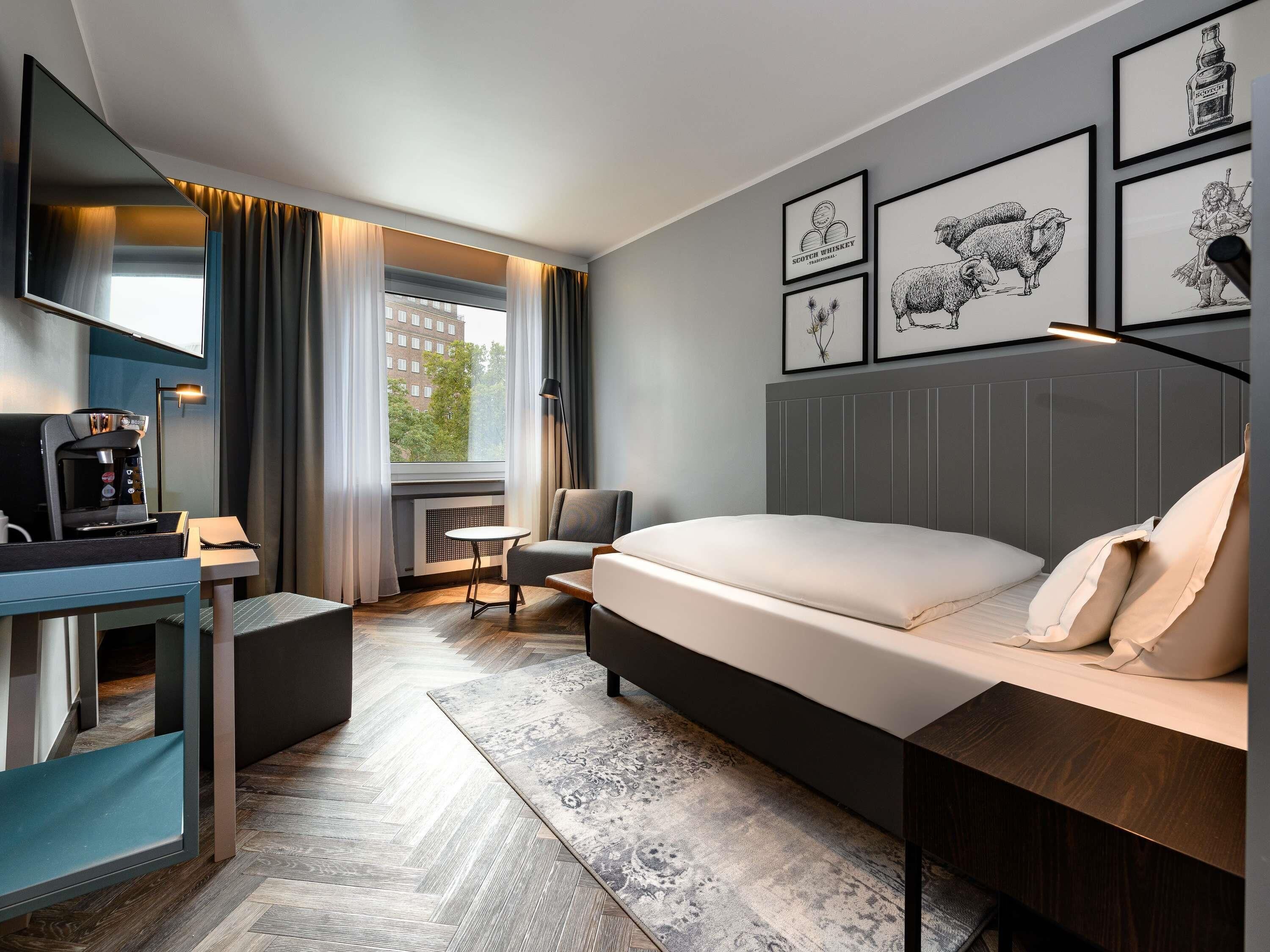 Quarto standard, 1 cama de solteiro | Roupas de cama antialérgicas, cofres nos quartos, escrivaninha