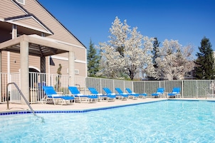Piscina exterior 