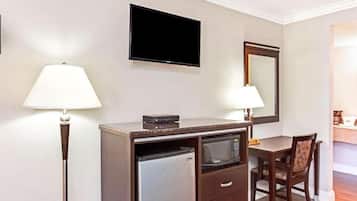 Quarto Duplo ou Twin Deluxe | 1 quarto, secretária, ferro/tábua de engomar, Wi-fi grátis
