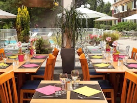 Café da manhã, almoço e jantar