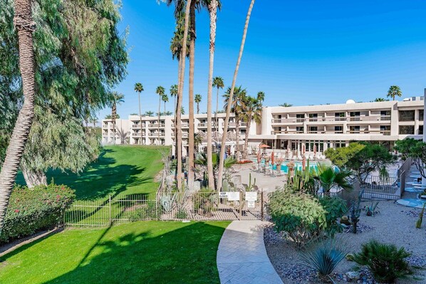 Fachada da propriedade