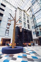 Área de estar no saguão