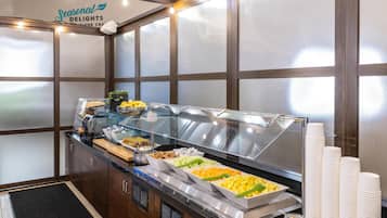 Pequeno-almoço preparado no momento diário incluído