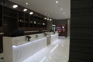 Check-in e check-out automático