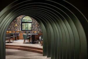 Café da manhã, almoço e jantar; culinária local 