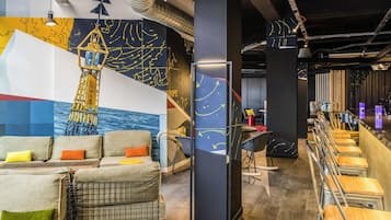 Pequenos-almoços, almoços, jantares servidos, cozinha francesa