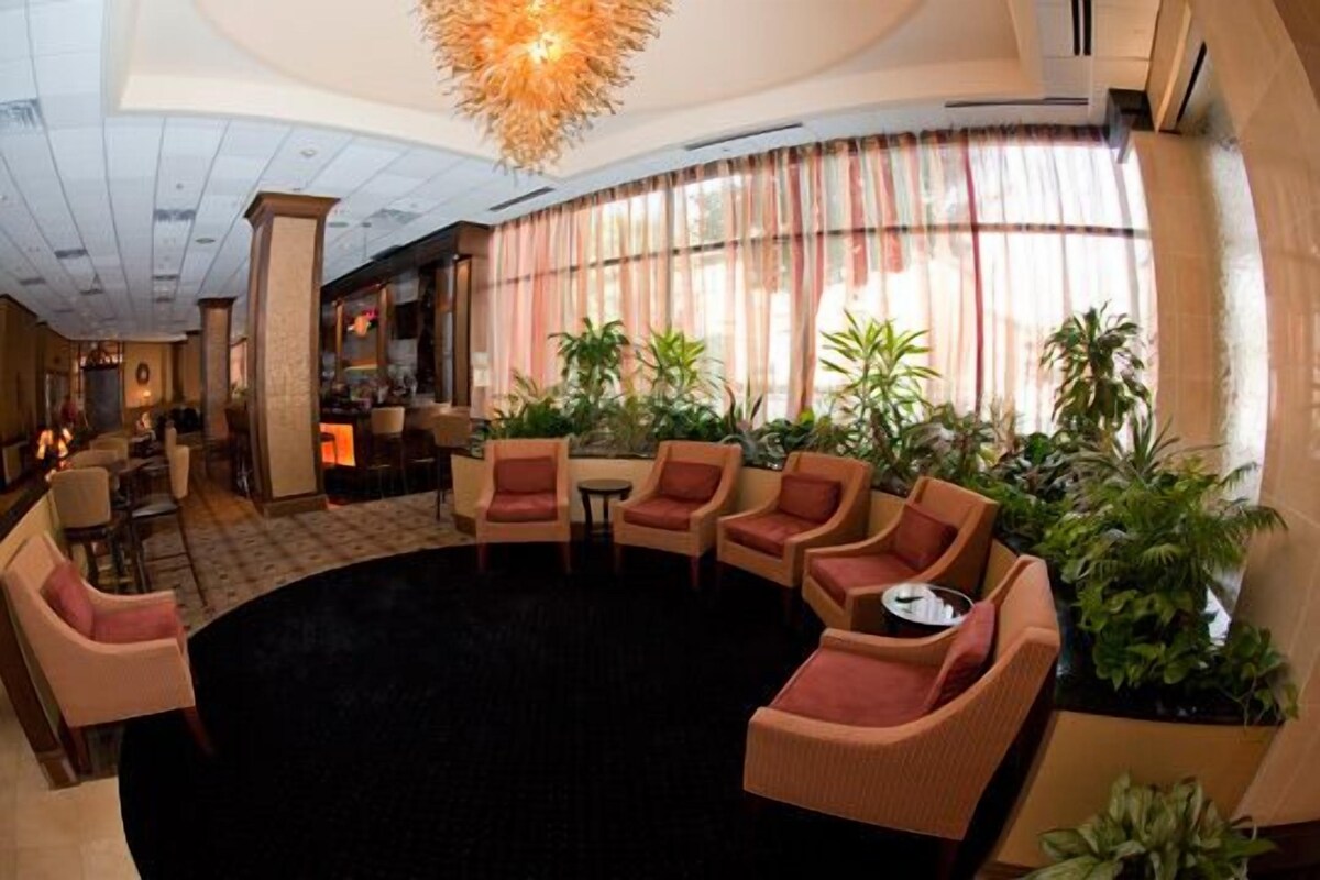 Poughkeepsie Grand Hotel Reviews, Deals & Photos 2023 - Expedia