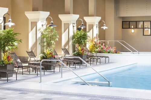 Four Points By Sheraton Pool