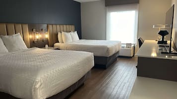 Quarto Standard, 2 camas de casal, não fumadores, frigorífico e micro-ondas | Lençóis de algodão egípcio, roupa de alta qualidade, cofre no quarto