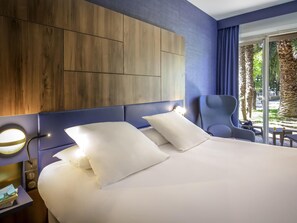 Quarto clássico, 1 cama de casal, vista para o jardim | Roupas de cama premium, cofres nos quartos, individualmente decorados