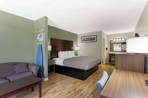 Quarto Standard, 1 cama king-size, não fumadores | 1 quarto, secretária, ferro/tábua de engomar 