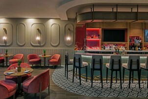 Pequenos-almoços e almoços servidos, incluindo cozinha americana