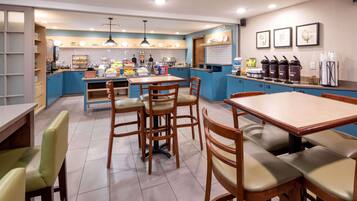 Pequeno-almoço continental diário incluído