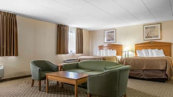 Secretária, ferro/tábua de engomar, camas desdobráveis, Wi-fi grátis