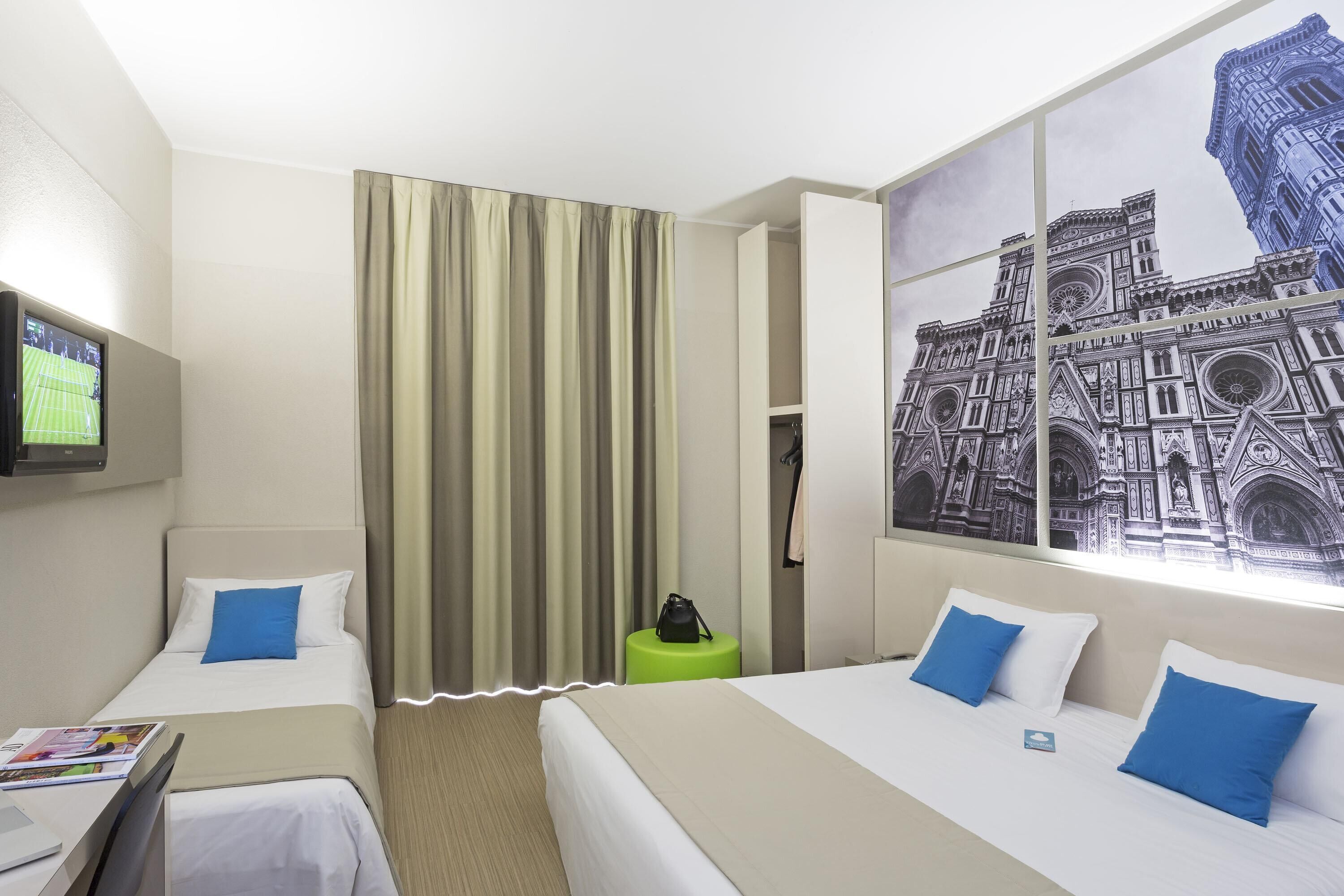 Cofre no quarto, secretária, quartos insonorizados, Wi-fi grátis 