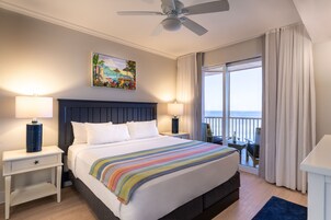 Roupa de alta qualidade, minibar, cofre no quarto 