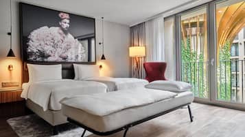 Quarto Familiar | 1 quarto, cofre no quarto, secretária, cortinas/cortinados opacos