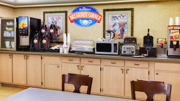 Café da manhã continental grátis todos os dias