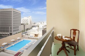 Quarto solteiro clássico | Frigobar, cofres nos quartos, individualmente mobiliados, escrivaninha