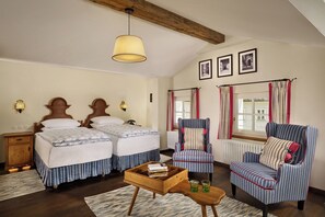 1 quarto, roupas de cama premium, frigobar, cofres nos quartos