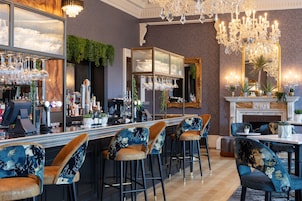 2 bares/lounges, este bar de champanhe