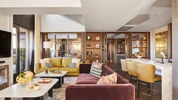 Royal Anglada House | Roupas de cama antialérgicas, frigobar, cofres nos quartos, escrivaninha