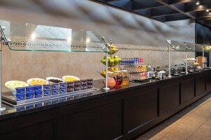 Pequeno-almoço inspirado na cozinha local diário (25 USD por pessoa) 