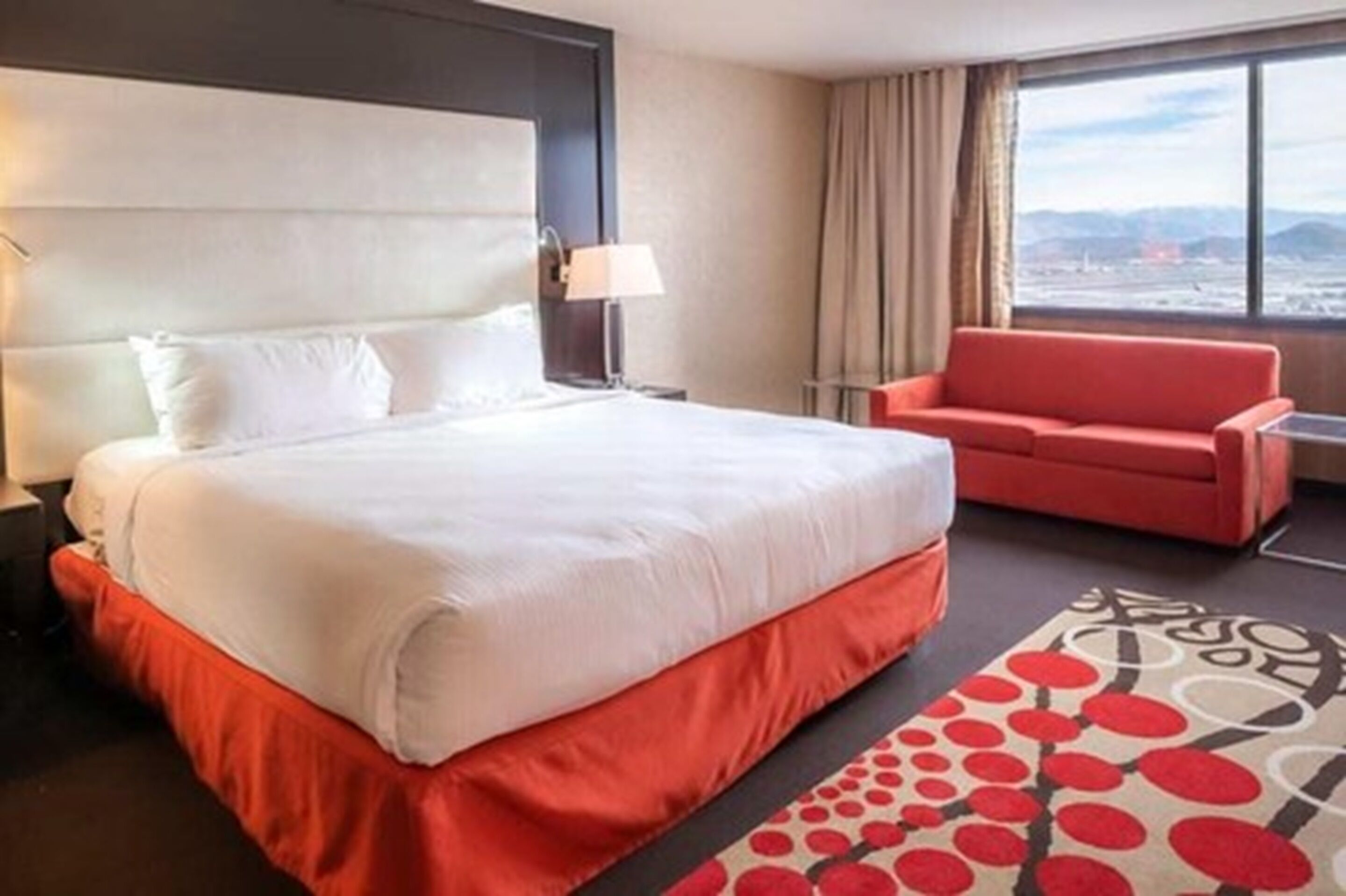 Summit King Room | Egyptian cotton sheets, premium bedding, down ...