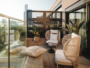 Quarto superluxo, 1 cama King, sacada | Terraço/pátio