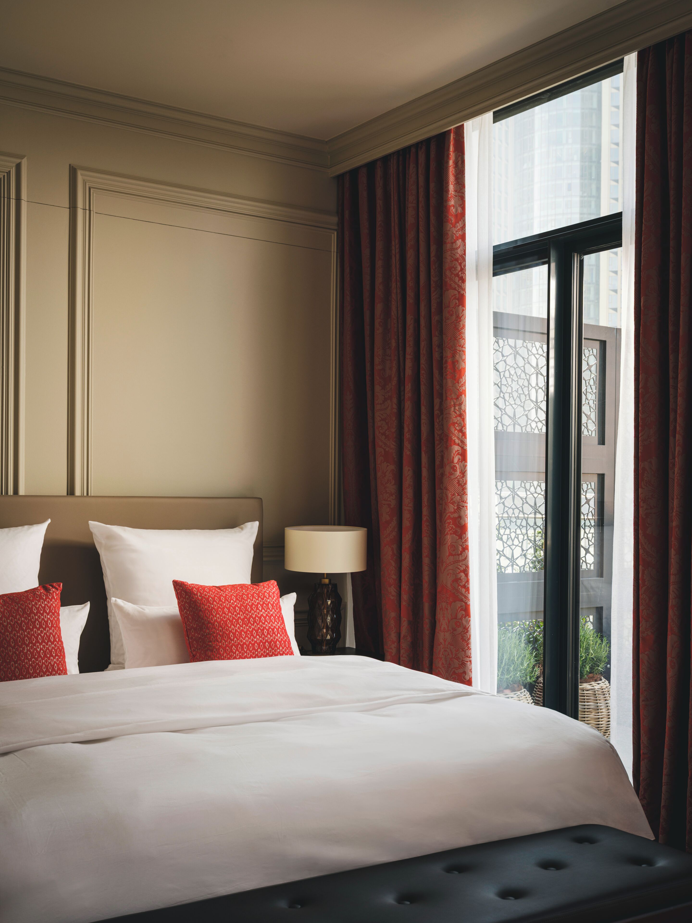 Roupa hipoalergénica, minibar grátis 