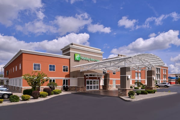 Holiday Inn Hotel & Suites Rochester - Marketplace, an IHG Hotel en ...