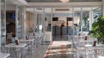 Café da manhã e jantar, culinária italiana