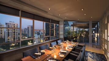 4 restaurantes, café da manhã, culinária italiana