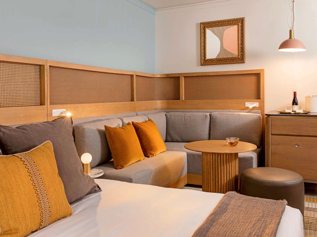 Hotel Andra Seattle MGallery Hotel Collection Reviews, Deals & Photos ...