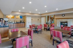 Café da manhã continental grátis todos os dias