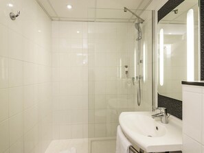 Secretária, cortinas/cortinados opacos, quartos insonorizados