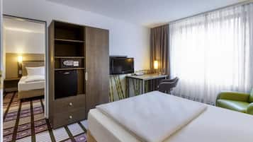 1 quarto, roupas de cama antialérgicas, cofres nos quartos, escrivaninha