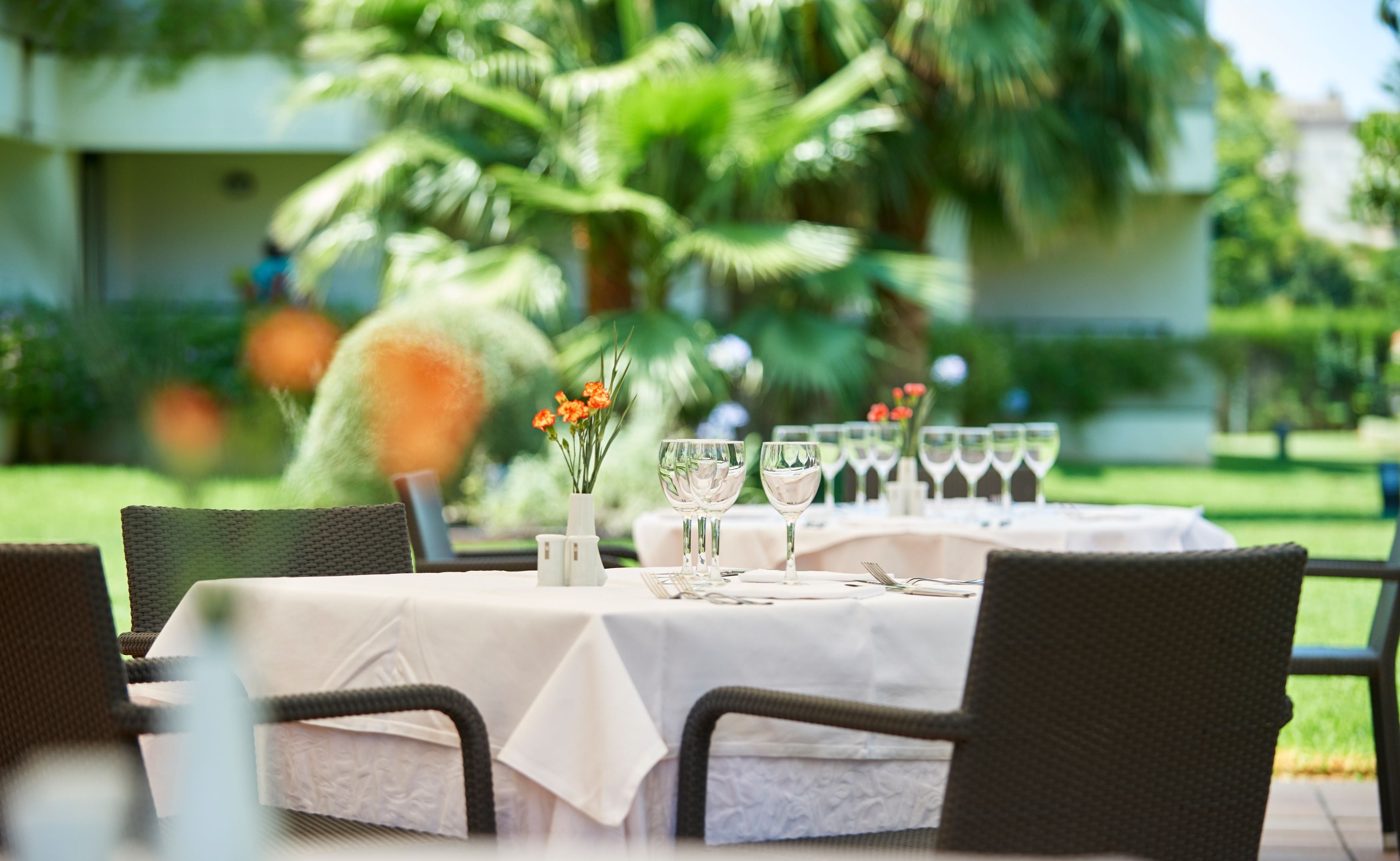 Pequeno-almoço tipo buffet diário mediante uma taxa 