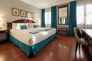 Quarto Duplo Superior | Roupa de alta qualidade, edredões de penas 