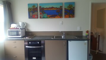 Apartamento, 1 quarto | Cozinha americana privada | Cafeteira/chaleira, chaleira elétrica