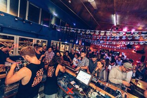 Bar (no alojamento)