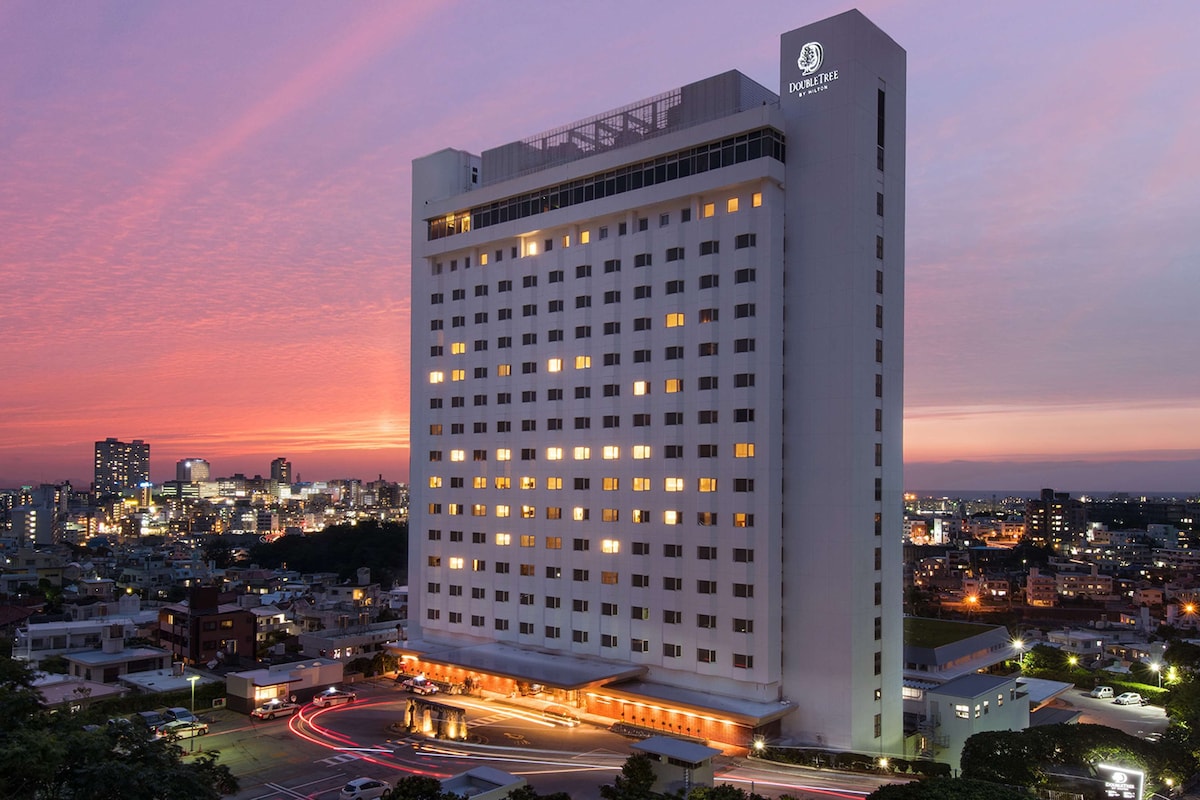 DoubleTree by Hilton Hotel Naha Shuri Castle Reviews, Deals & Photos ...