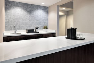 Suíte superluxo, 1 quarto | 1 quarto, roupas de cama antialérgicas, escrivaninha, cortinas blackout