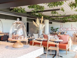 Café da manhã, almoço e jantar; culinária italiana 