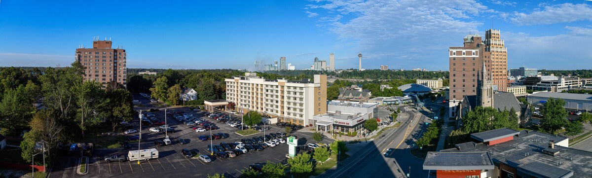 Holiday Inn Niagara Falls Scenic Downtown, an IHG Hotel Reviews, Deals ...
